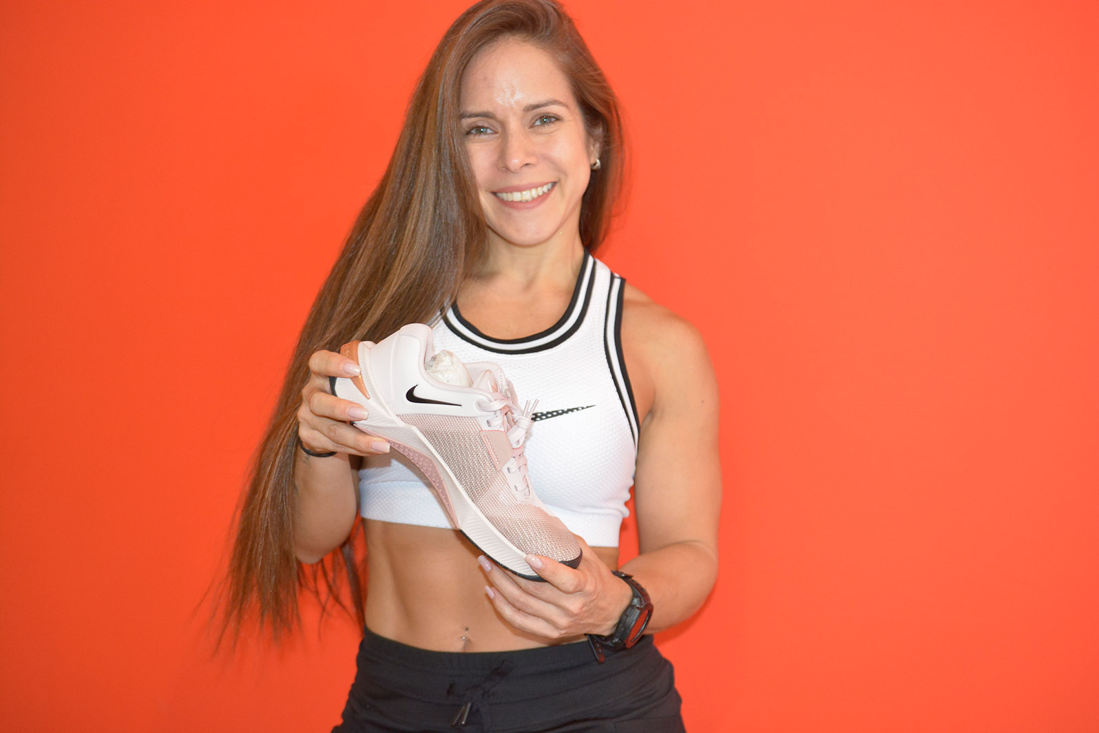 ENTREGA DE ZAPATILLAS E INDUMENTARIA A LOS ATLETAS NIKE | Panama Sports ...